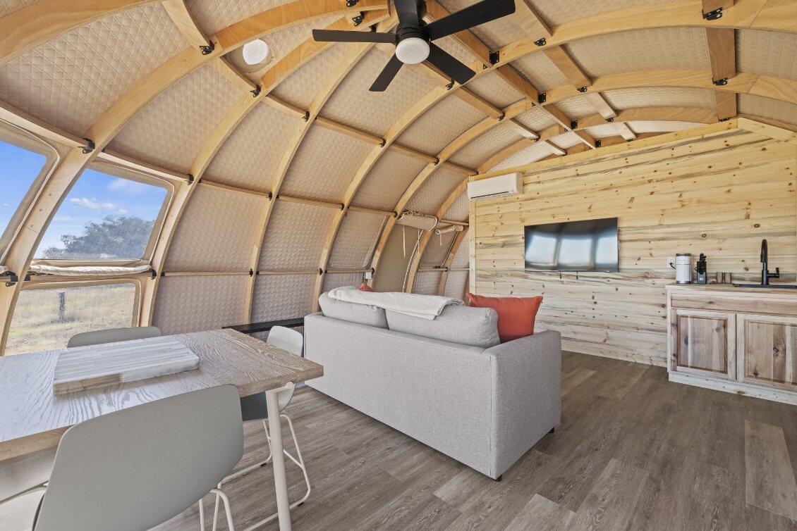 Artemis Pod: Luxury Lodge for Glamping & More – landscamper